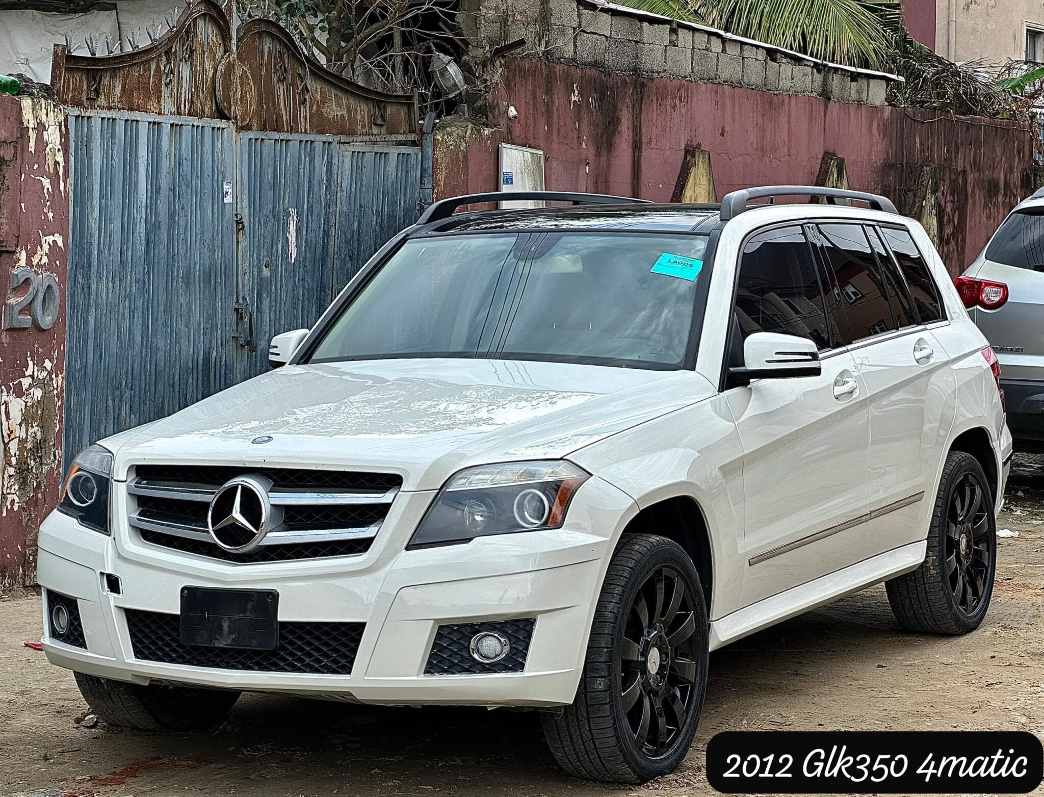 Mercedes Benz GLK350 2010