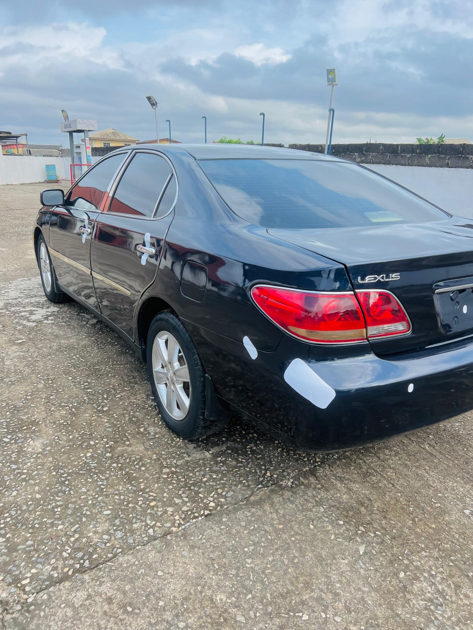 Lexus ES 330 2016 model @ Maypatronic